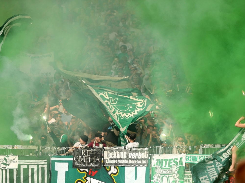 Pyro: 25.000 Euro Strafe für Werder Bremen Pyro: 25.000 Euro Strafe für Werder Bremen