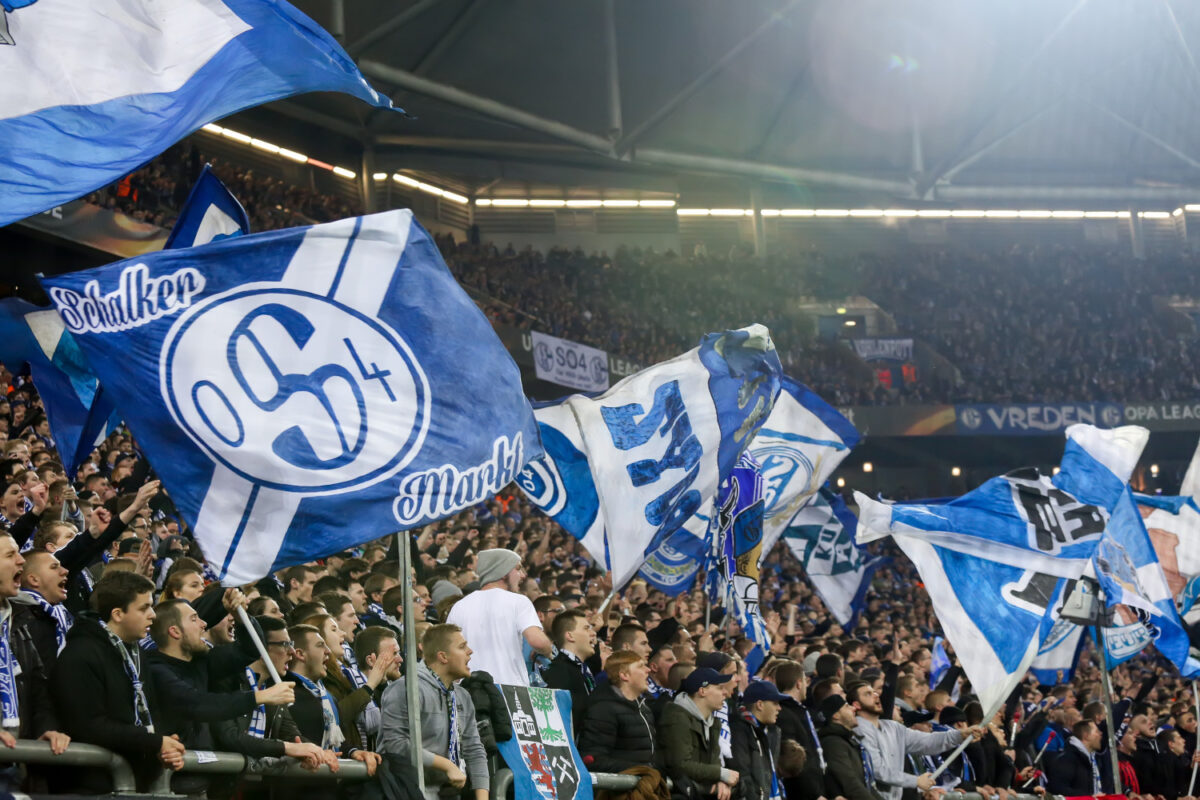 Schalke vs. Elversberg: Notfall brachte Ultras zum Schweigen